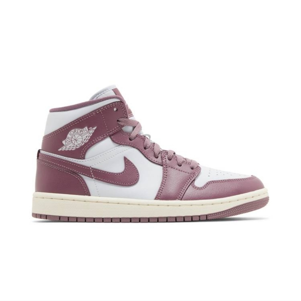 Air jordan 1 mid women's 8 product code BQ6472 050 NWT - Gem